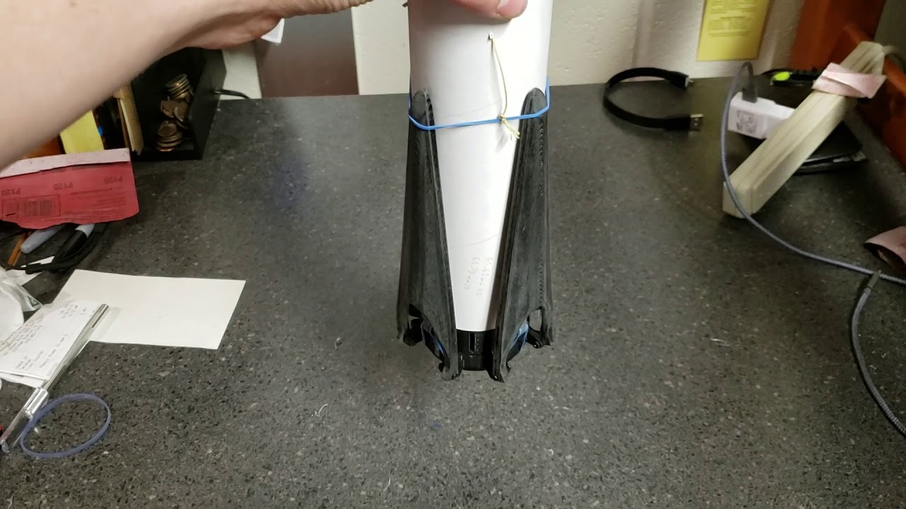 Falcon 9 Leg Deployment - YouTube