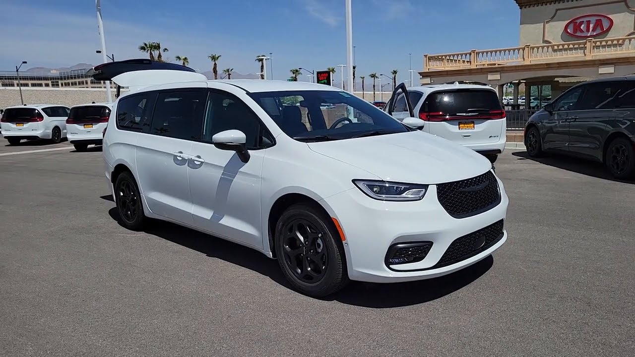 2023 Chrysler Pacifica North Las Vegas, Paradise, Henderson, Boulder ...
