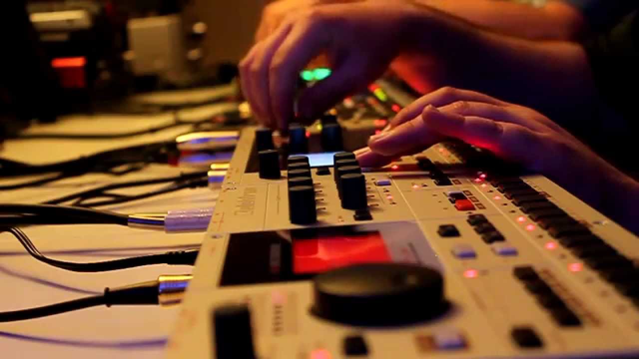 Zeropage - Elektron Dual Trinity 1 (Director's Cut) - YouTube