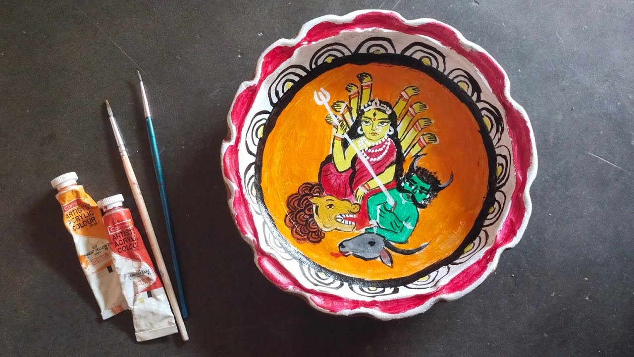 Soil Plate Durga Painting/ Pattachitra Durga Maa drawing (@SoumsArt ...