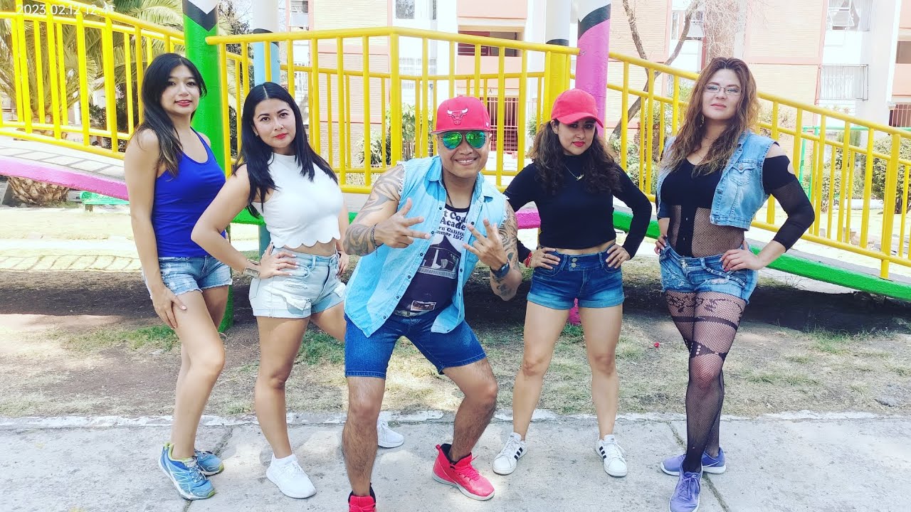 Danna Paola - Mala fama// Dance fitness// Luigi Latino - YouTube