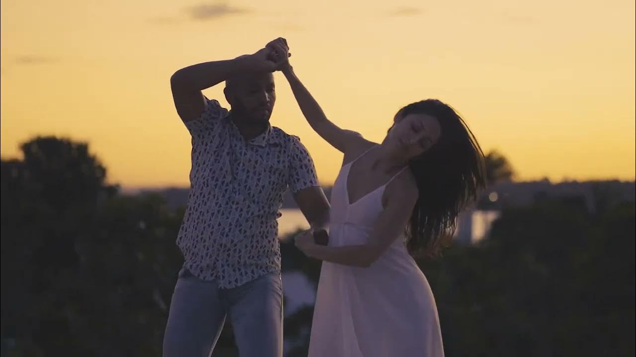 Zouk Brasileiro FABRÍCIO DURÃES E BRENDA CARVALHO #zouk #zoukbrasileiro #brazilianzouk - YouTube