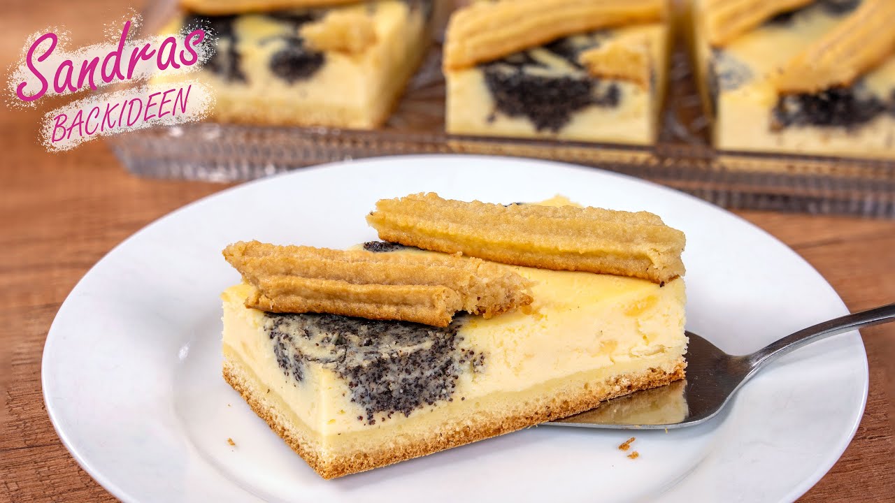 Käsekuchen mit Mohn und Makronenstreifen | Quarkkuchen - YouTube