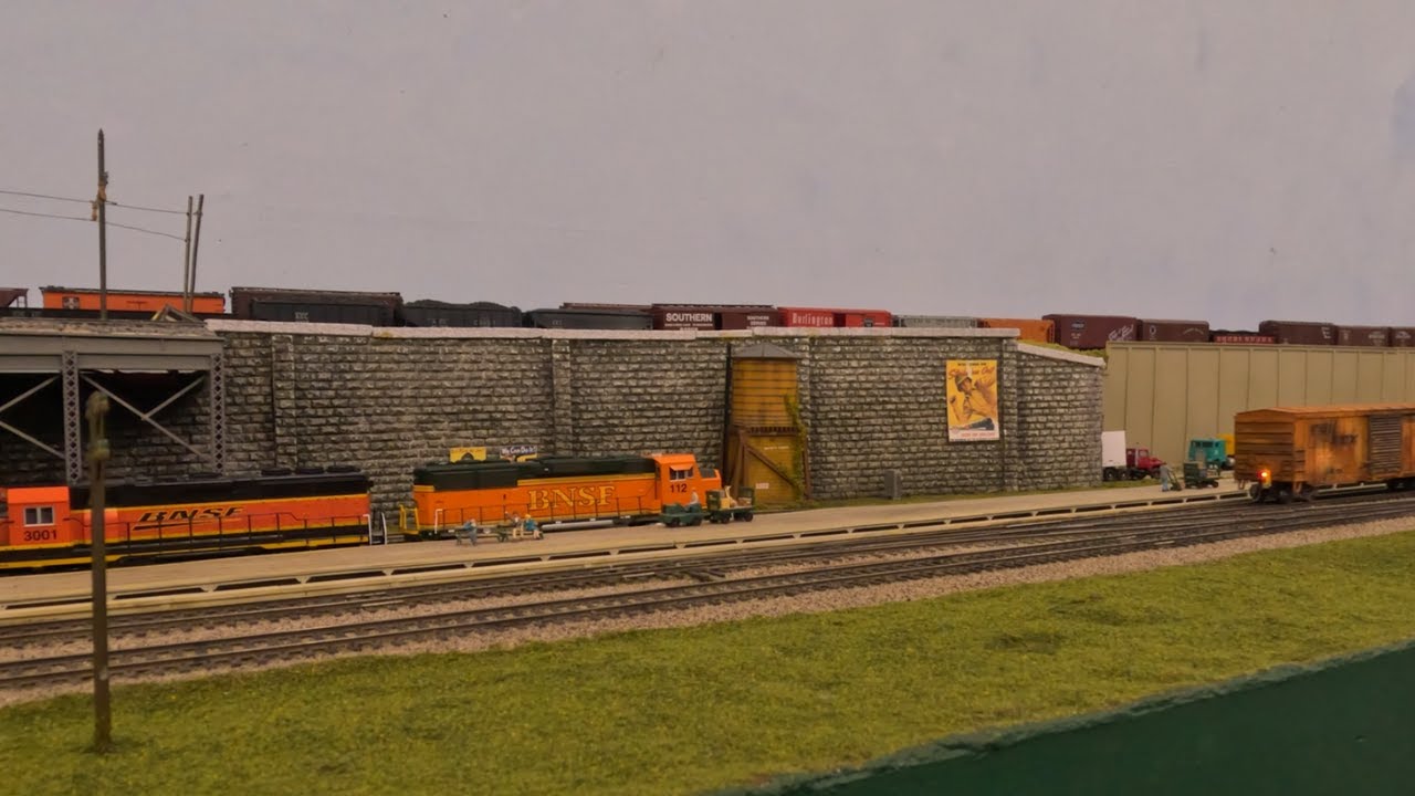 HO Scale Railfanning Ep.57 New Locomotives On The Mainline - YouTube