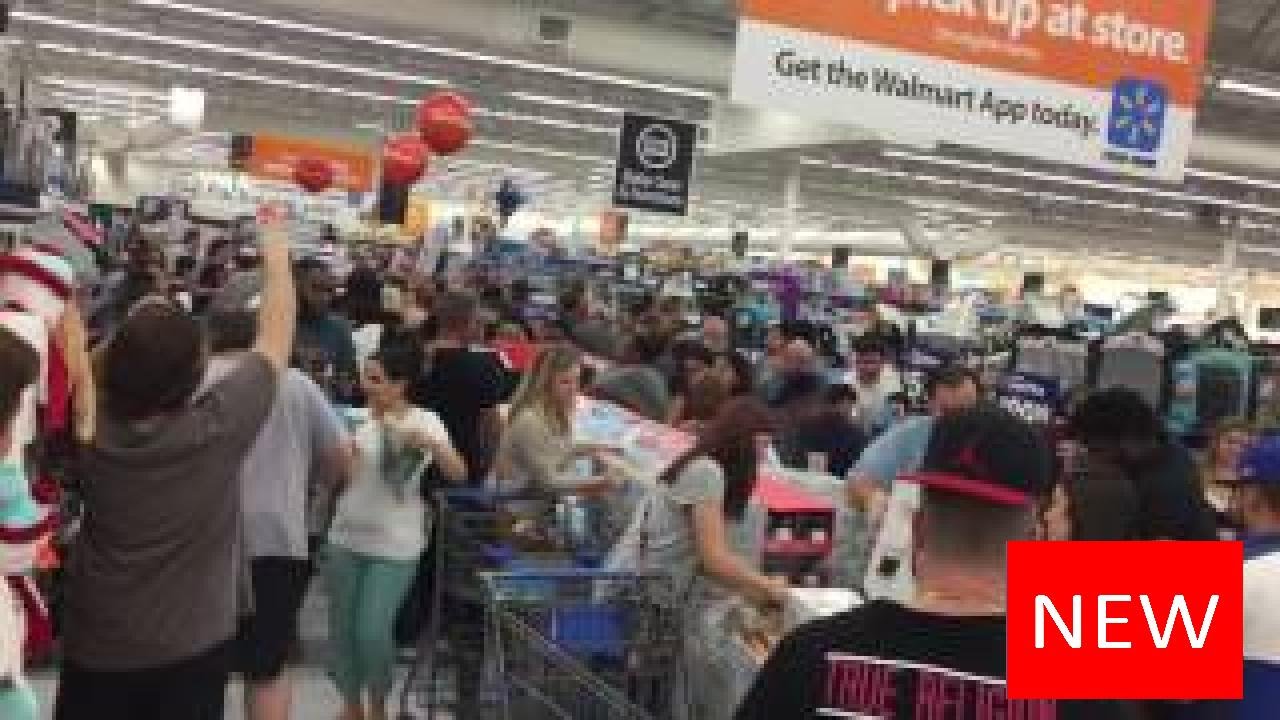 Black Friday 2016 Walmart Crazy Fight/ Viernes Negro - YouTube