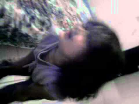 Menina de 4 anos . Dançando FUNK ! ( Jhe )