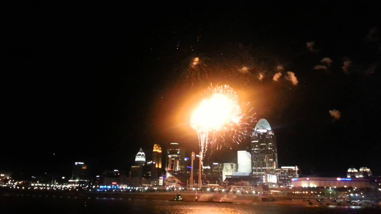 Friday night Reds fireworks - YouTube