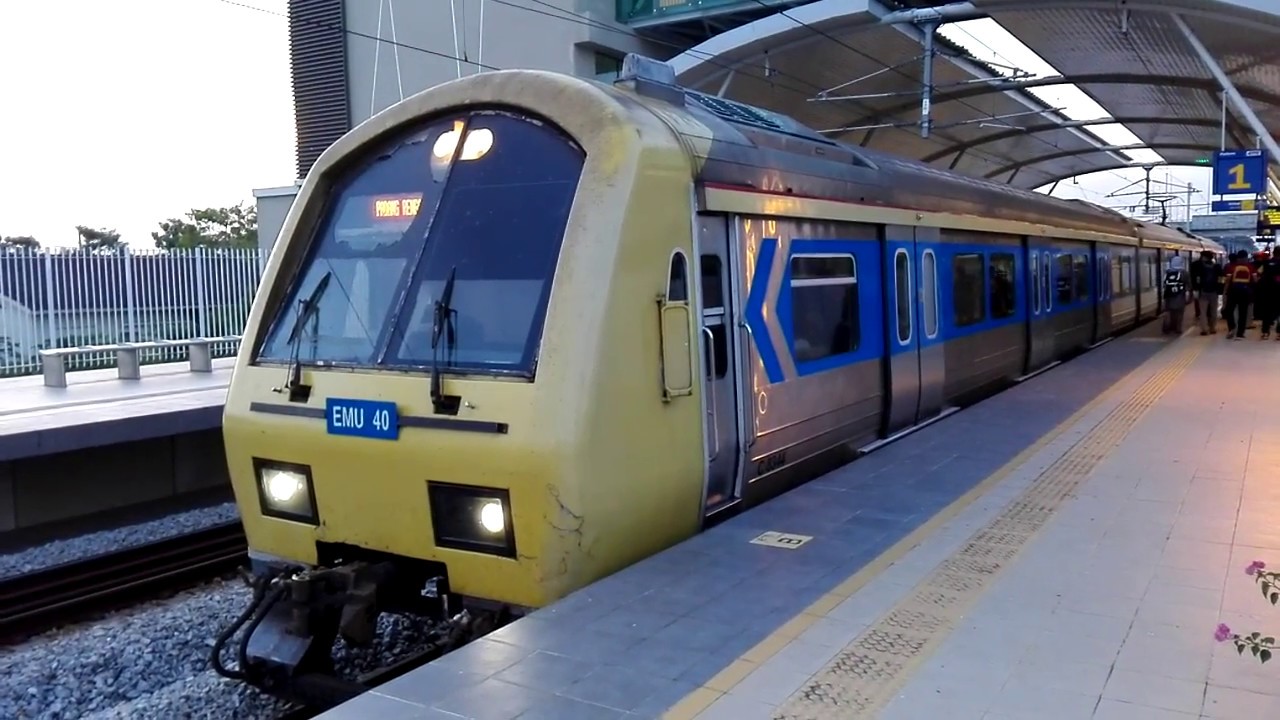 KTMB - Class 83 ( 2916 ) departing Parit Buntar - YouTube