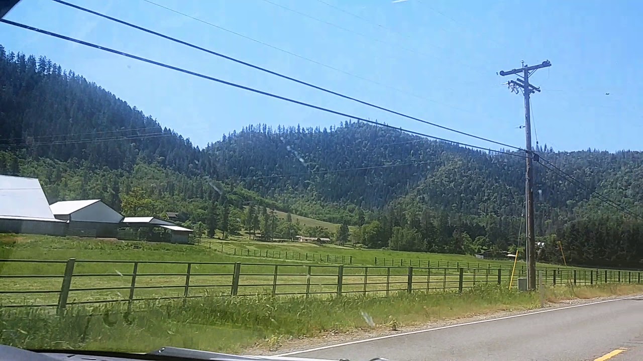 Driving thru Applegate Valley, Oregon - YouTube