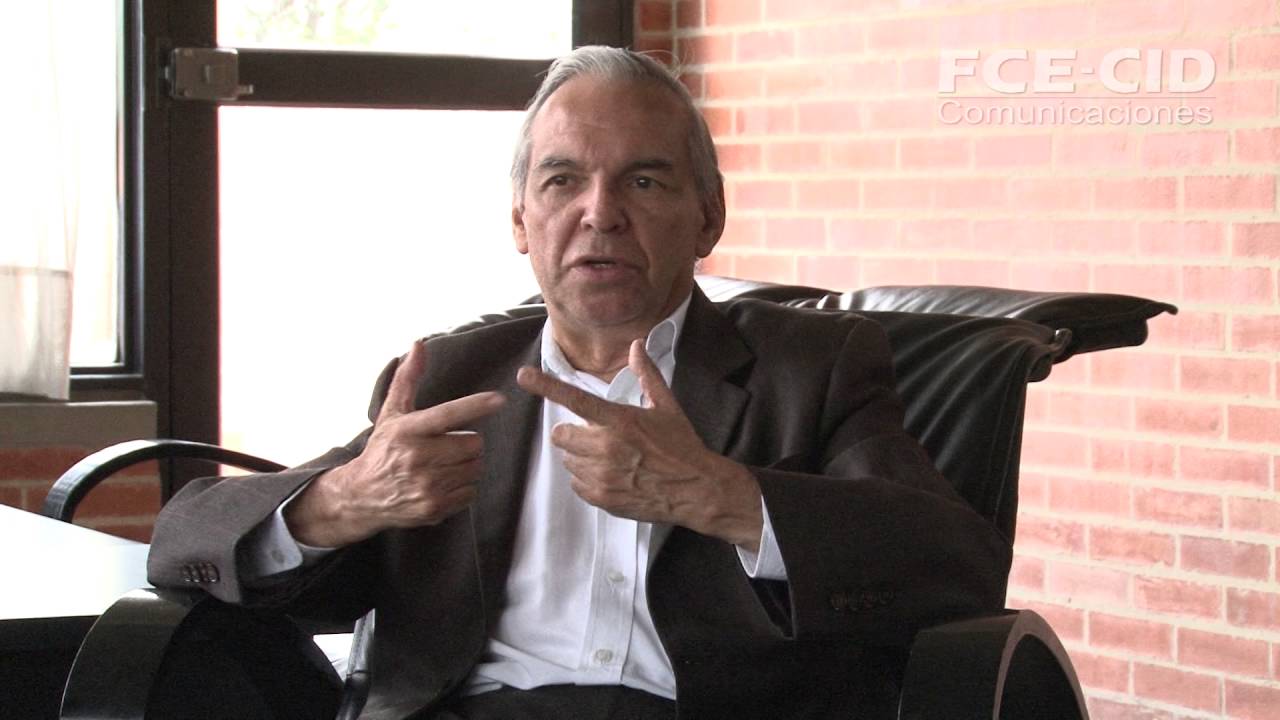 Análisis del profesor Ricardo Bonilla sobre el impuesto al tabaco - YouTube