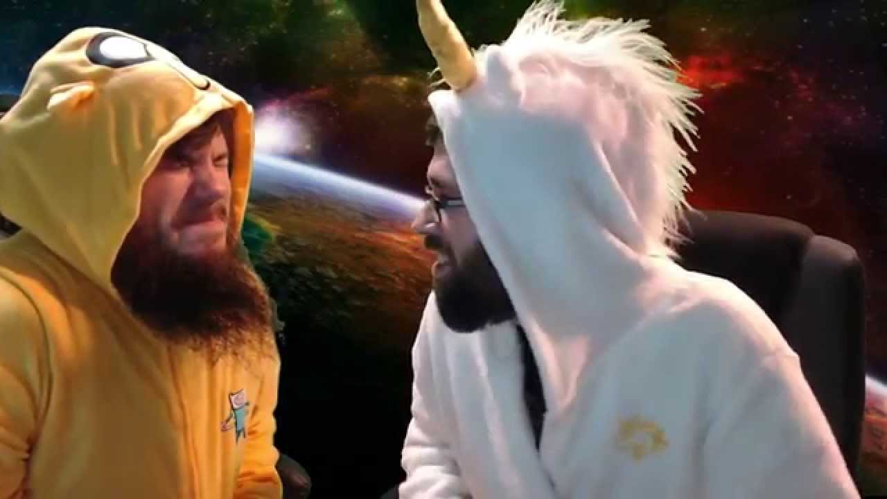 2 Very Tender Bromance Kisses - YouTube