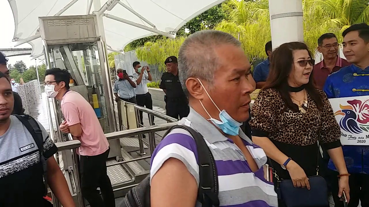 Sambutan Feri Baru 'Mulia Kencana 19' Dari Bengkalis Ke Melaka - YouTube