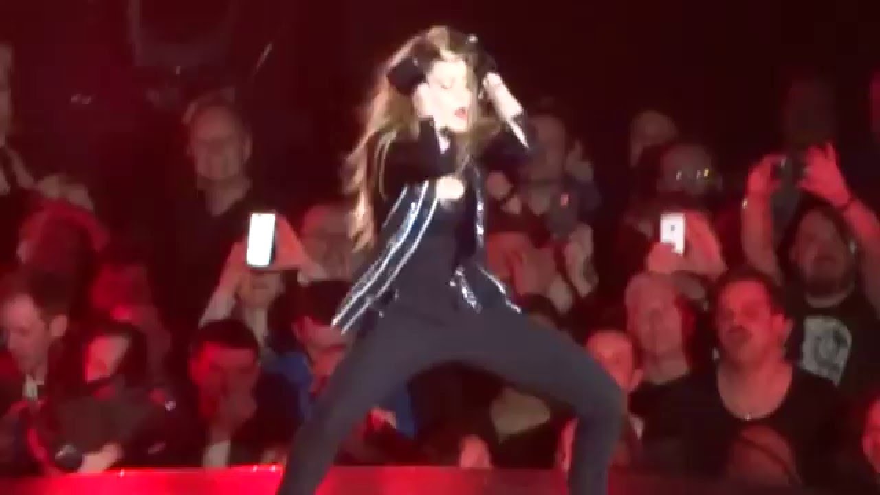 Madonna - Like a Virgin - live Birmingham 2015 - YouTube