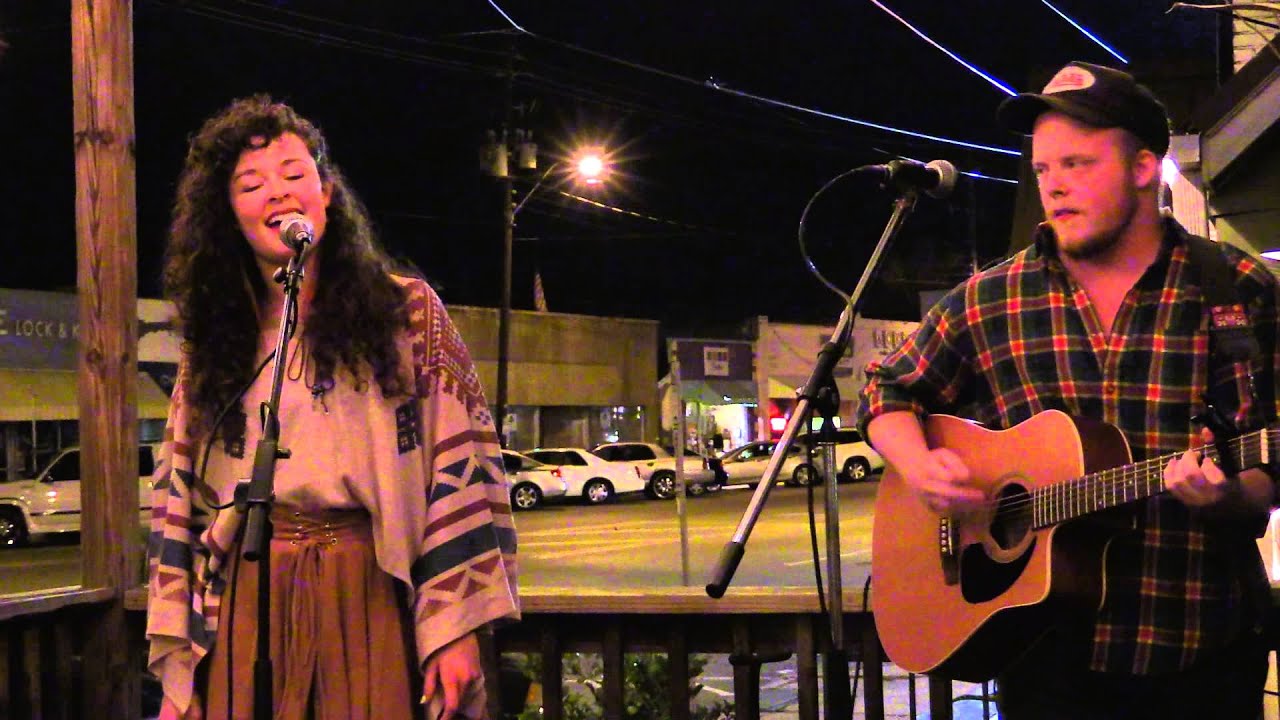 Bud (Dylan Lovett & Amber Marie Flores): "Home on My Mind" - YouTube