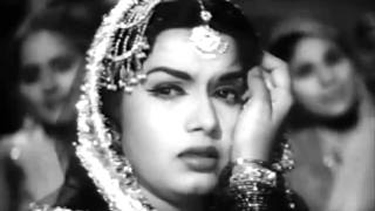 Nigah E Naaz Ke Maaron Asha Bhosle Sudha Malhotra Shankar Barsaat Ki Raat Madhubala