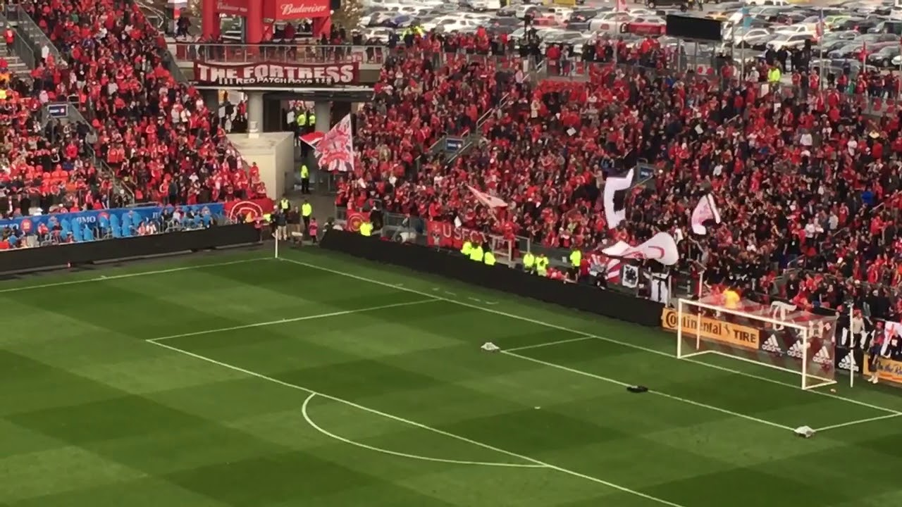 TFC Supporters Section OCT 15, 2017 - YouTube