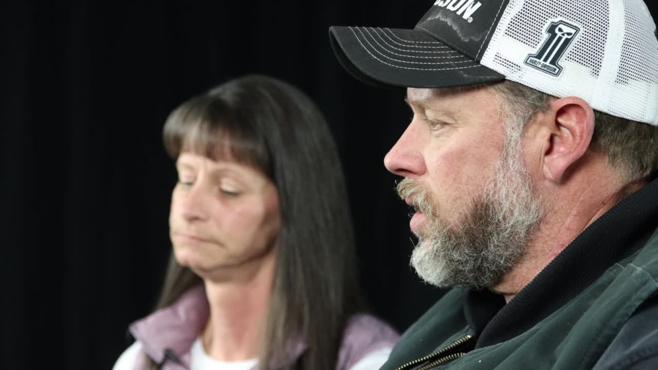 Brett Ness' parents remember him - YouTube