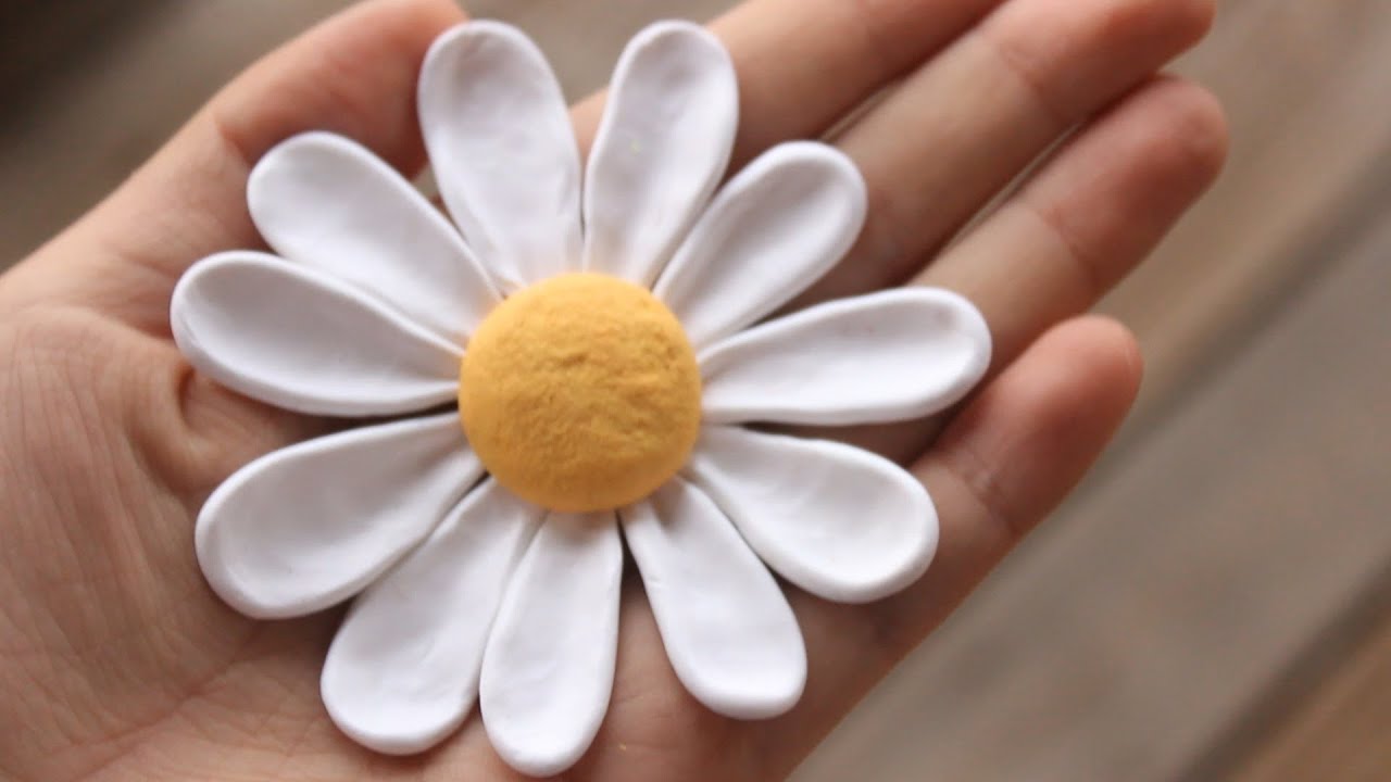 Flower Power: Daisy Tutorial! DIY - YouTube