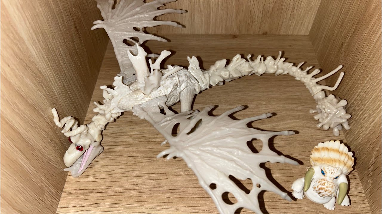 How to train your dragon boneknapper figure - YouTube