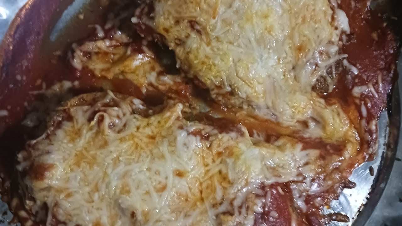 Cooking with Sista Dee/Chicken Parm (Quick recipe) - YouTube