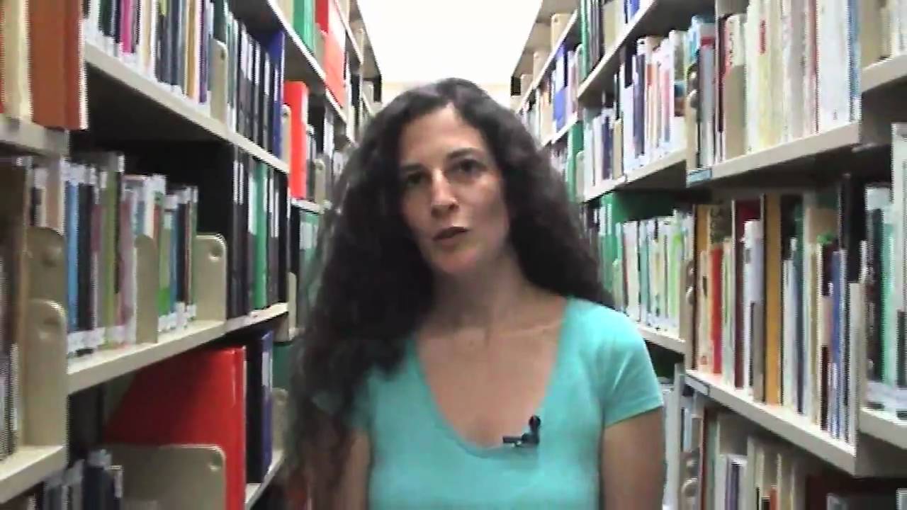 Aviva Guttmann, Master en histoire internationale - YouTube
