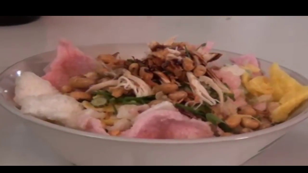 Bubur Ayam Brewok Menggoda Selera - YouTube