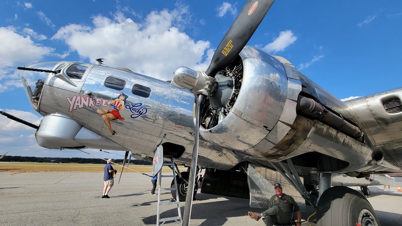Chrome Yankee Lady US B17 Bomber Airplane with machine guns - YouTube