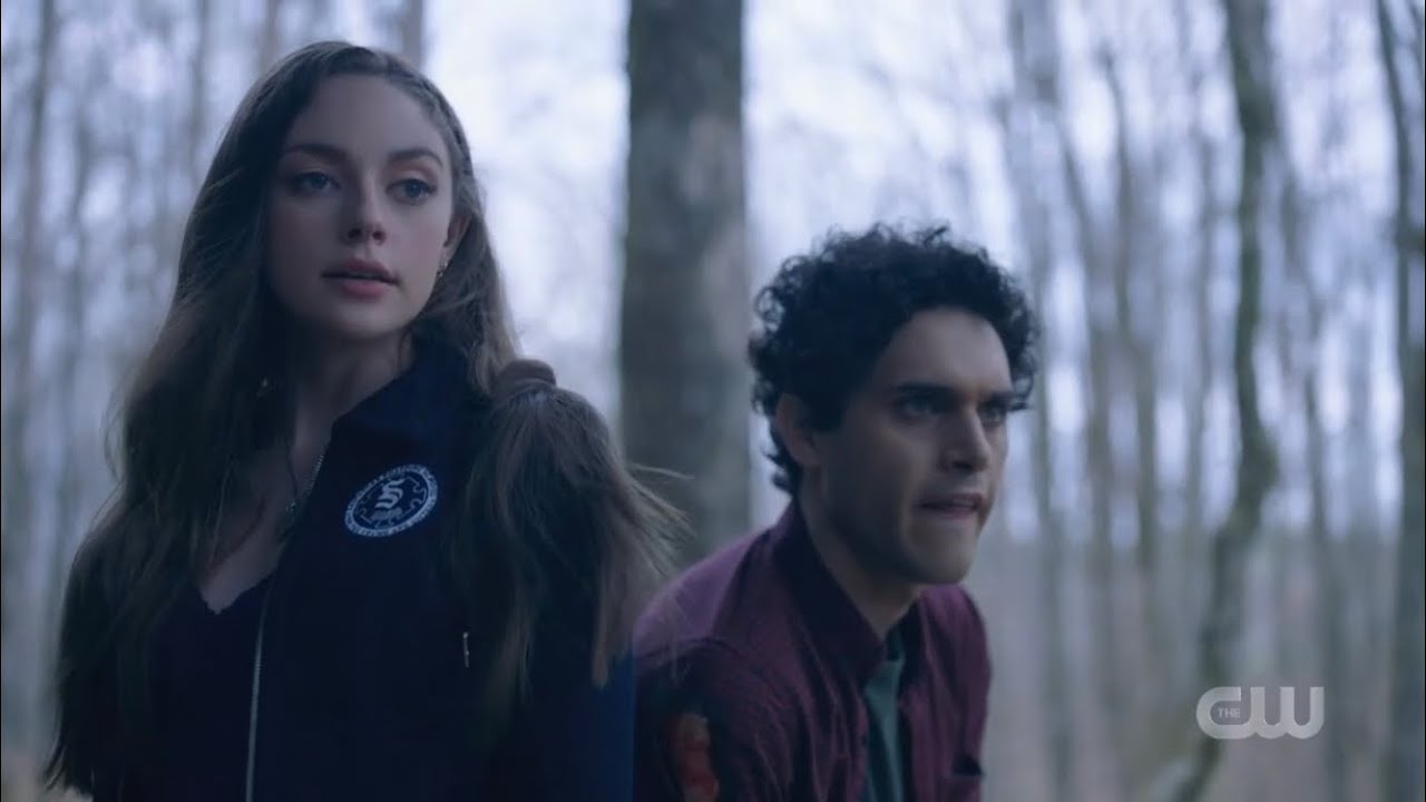 Legacies 3x13 Landon And Hope Kill Monster - YouTube