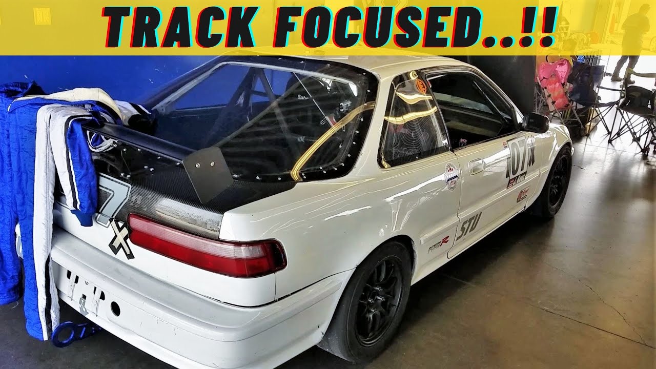 SCCA Spec'd DA9 Acura Integra - YouTube