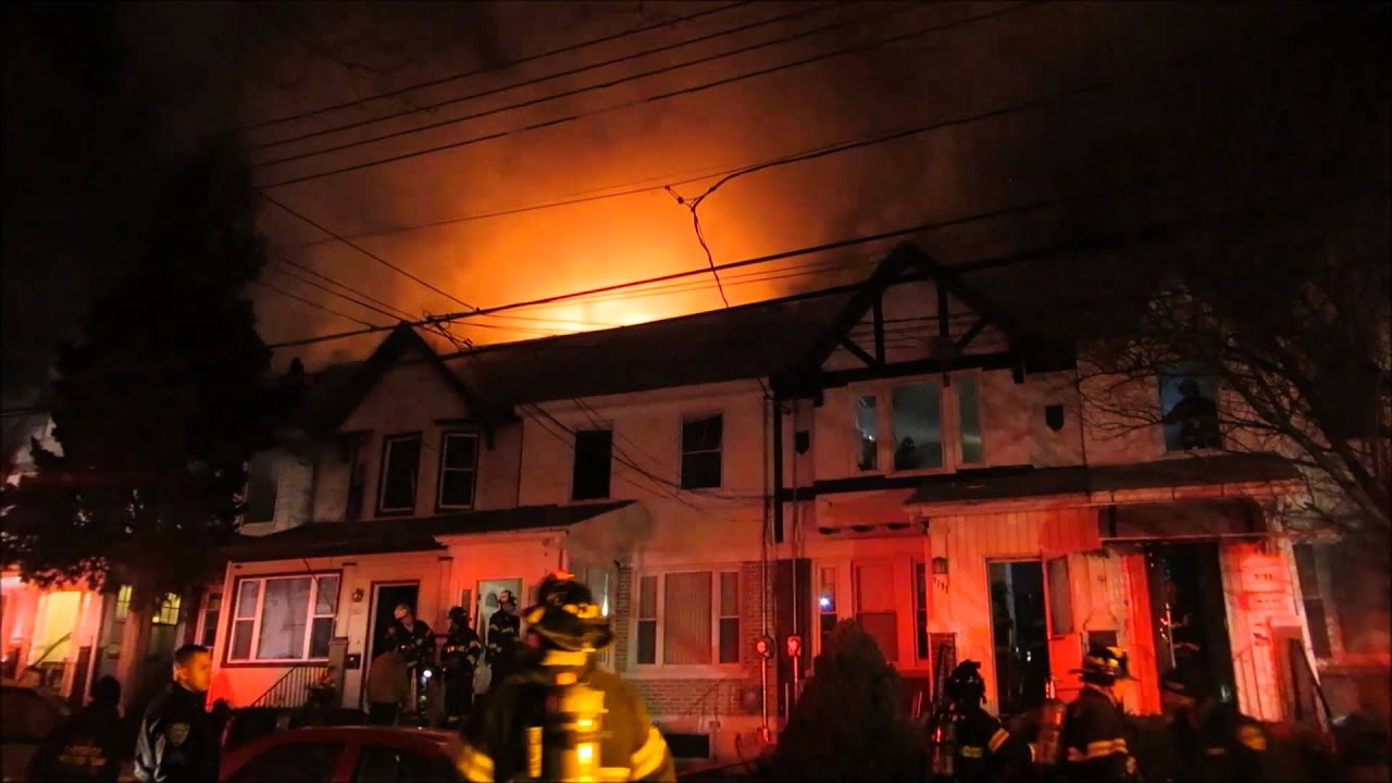 FDNY Queens 4th Alarm Box 8561-Raw Onscene - YouTube
