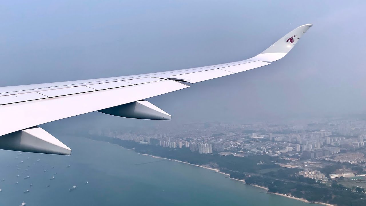 Qatar Airways A350-1000 Morning RUSH HOUR Take Off from Singapore ...