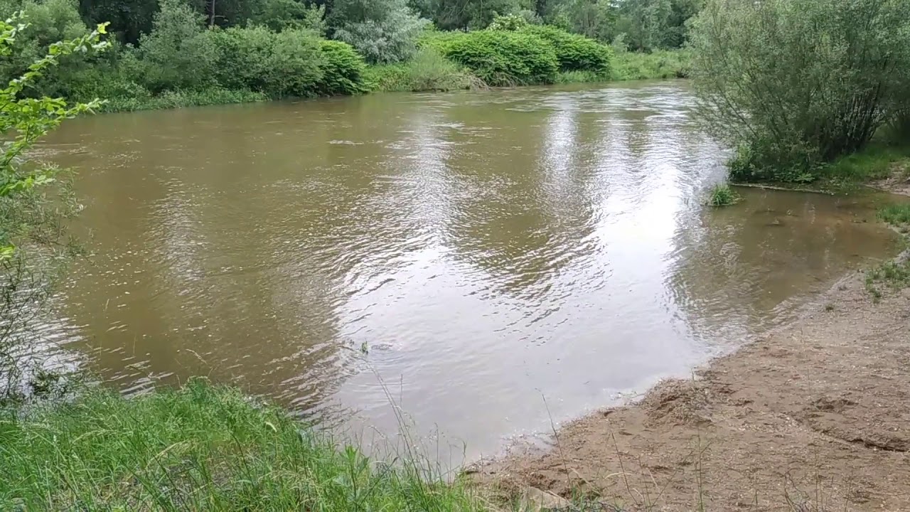 Rzeka Bóbr w Bolesławcu, po intensywnych opadach deszczu - YouTube