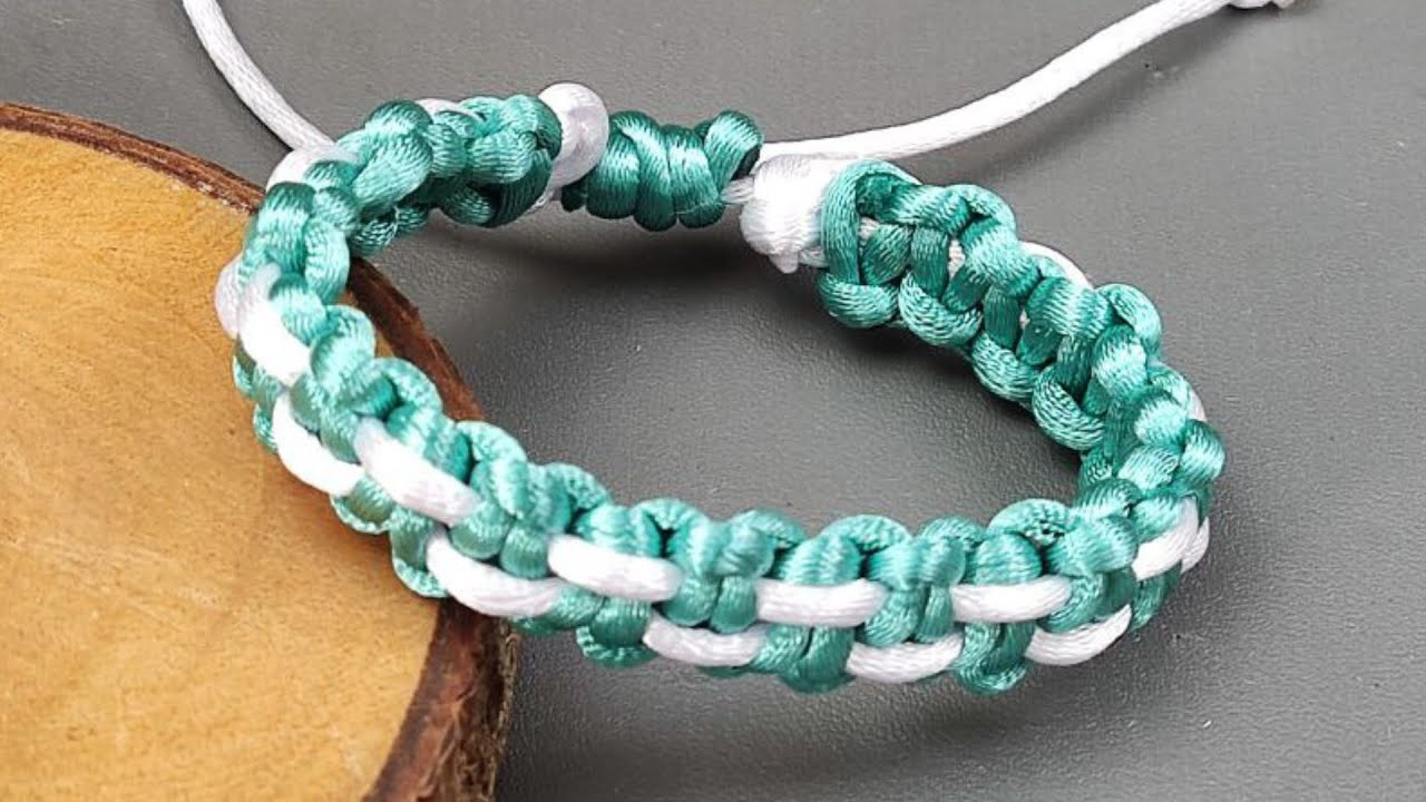 Macrame Bracelet Square Knot Variation | Simple Macrame Bracelet Tutorial - YouTube