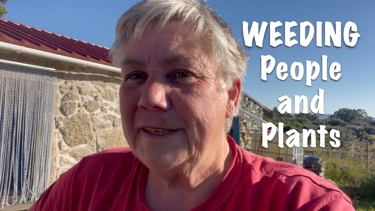 MAKE TIME TO WEED / OFF-GRID LIVING - YouTube