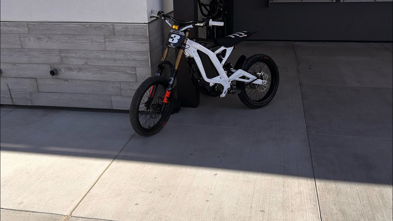 surron riding and stunts - YouTube