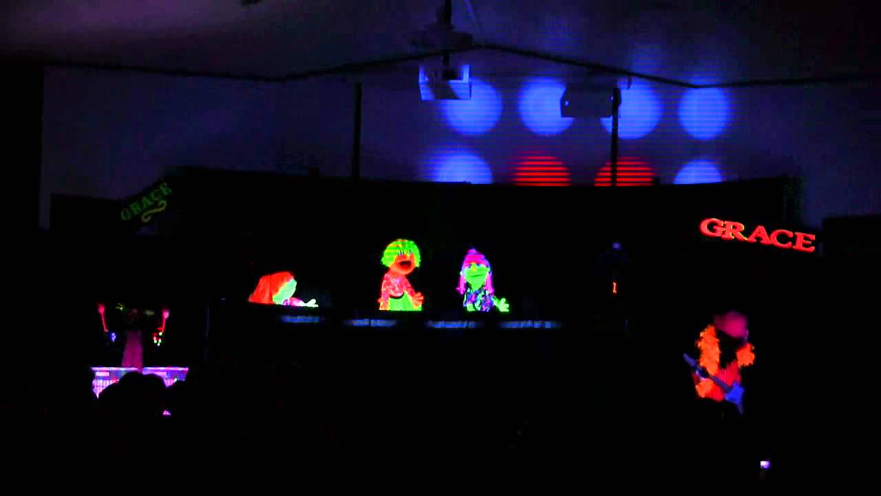 Blacklight Puppets Perform "It's All About That Grace" - YouTube