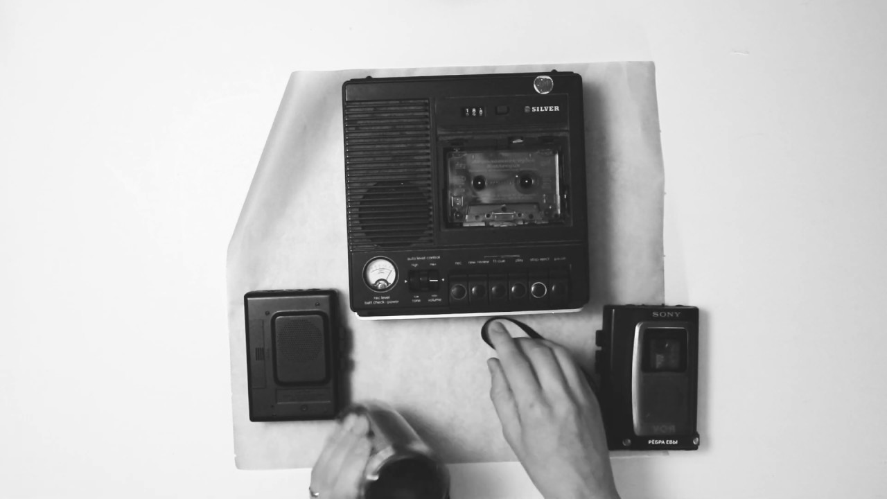 Noise improv with baking paper, peas, a tin can and tape loops - YouTube