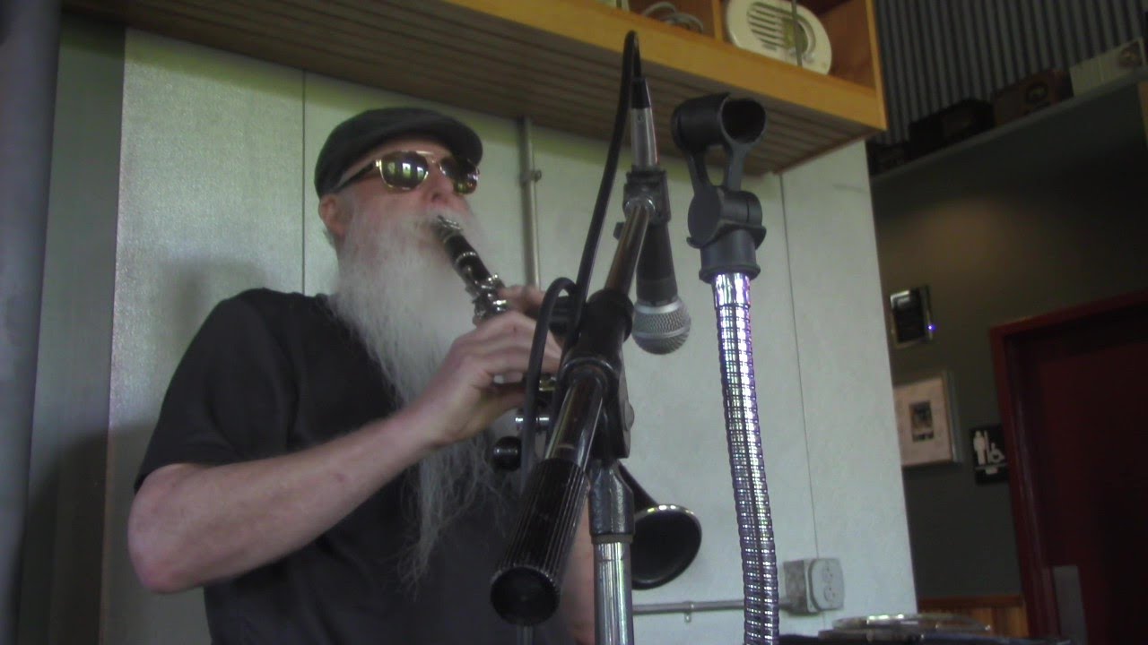 Ain't Misbehavin' - Bob Gleason at Sqwires - YouTube