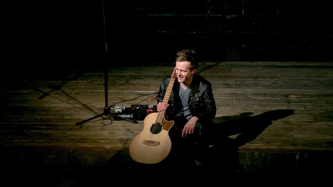 Bitter Sweet Symphony performed by Wayfarer | Percussive Solo Guitarist ...