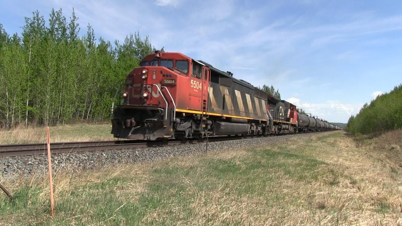 CN Train Spotting HD: What A Lashup! | CN 5504 & 2197 Leads CN 309 Westbound 17/18 5/17/13 - YouTube