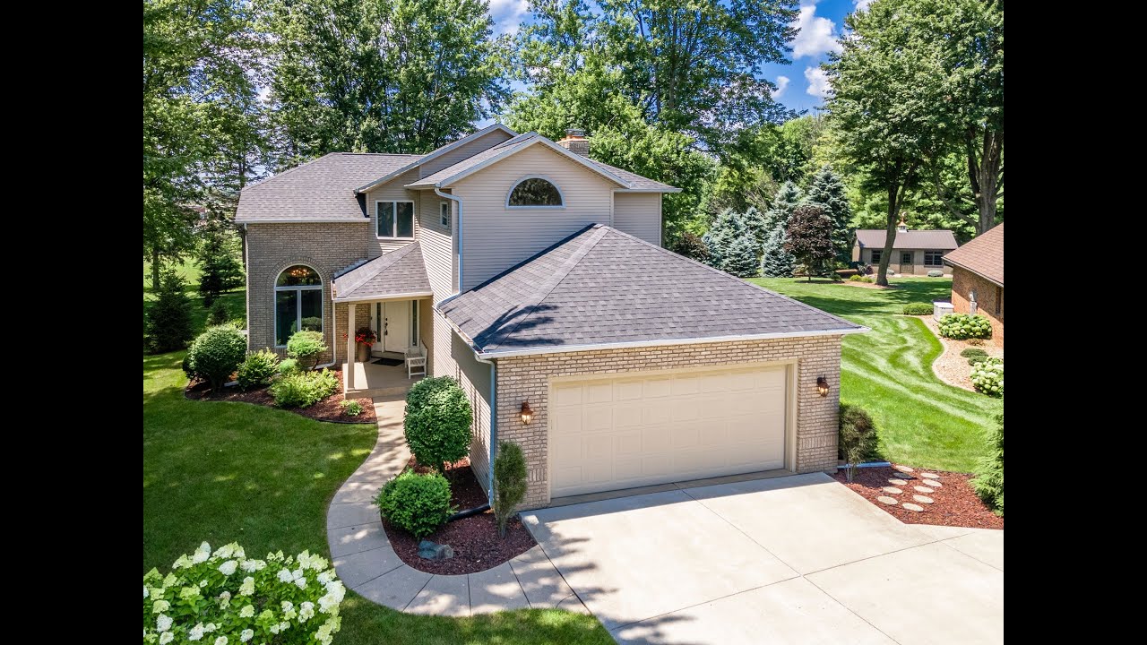 213 Apple Tree Lane, Wakarusa Indiana 46573 - YouTube