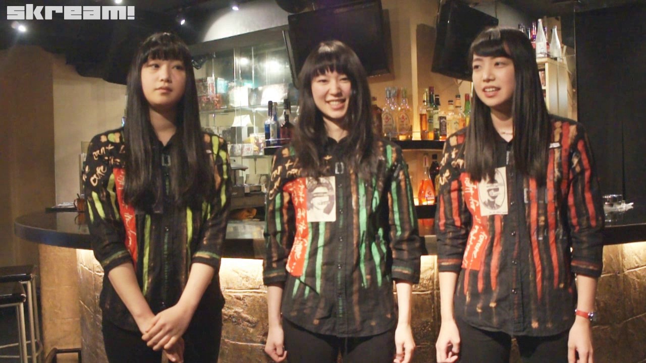 海外にも活動の場を広げる3ピース・バンド MUTANT MONSTER、ニュー・ミニ・アルバム『ABNORMAL』リリース！―Skream!動画メッセージ - YouTube