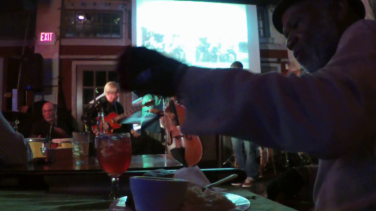 The "Original" Monday Nite Jazz Jam @ Cafe 4212 - 8/20/18 Clip 5 - YouTube