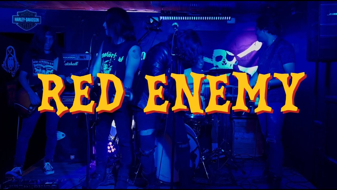 Red Enemy - Fake It // En vivo desde Bandera Negra - YouTube