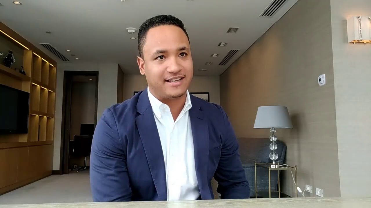 ENTREVISTA A EMIL CALCANO, HOSPITAL FOR SPECIAL SURGERY - USA - YouTube