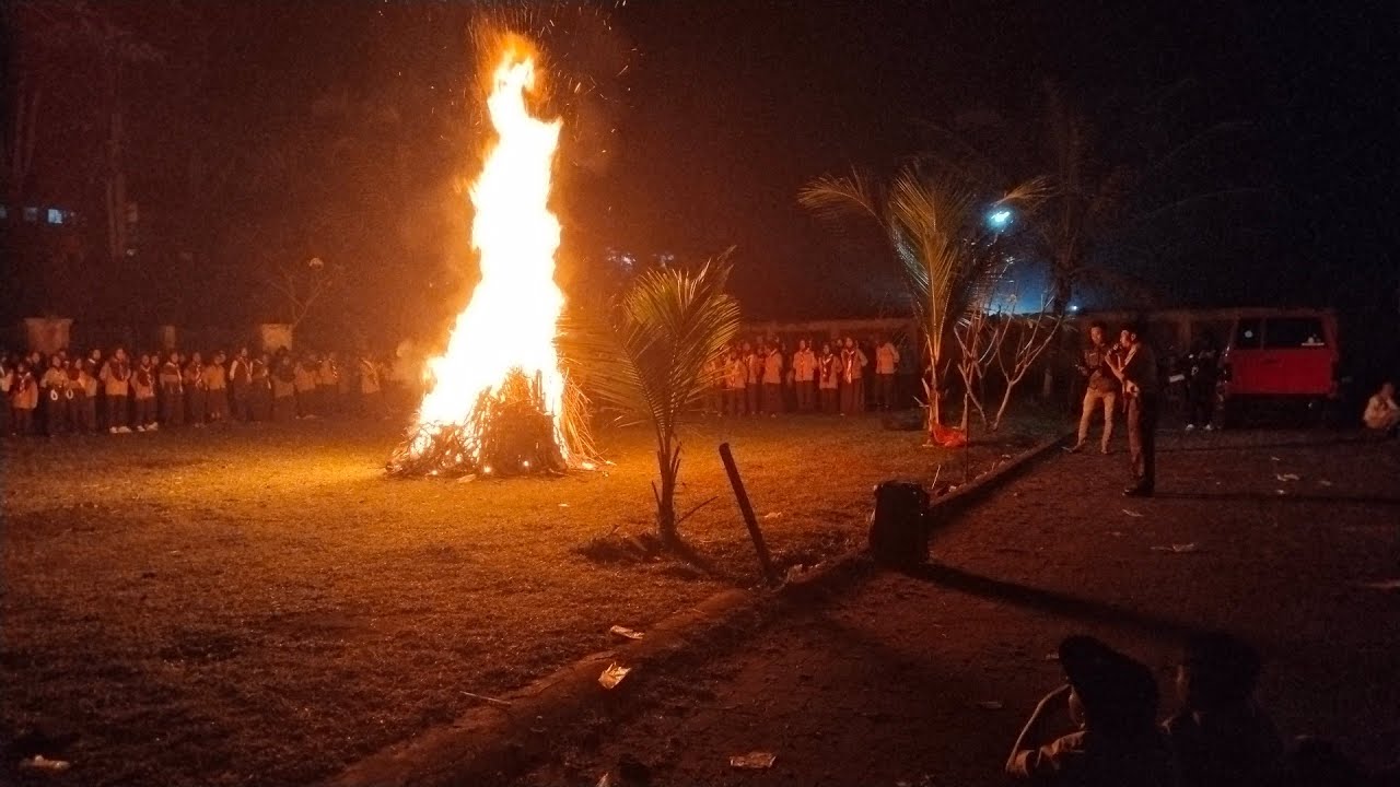 Upacara Api Unggun di Acara Jambore & Raimuna Ranting - YouTube