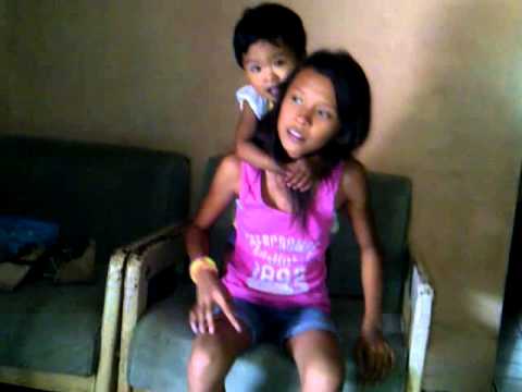 Zia Playing Horsie-Horsie With Ate...:) - YouTube
