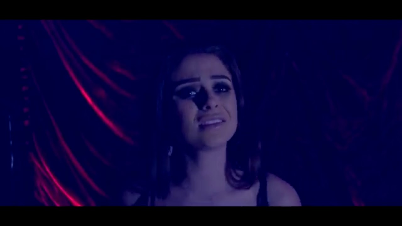 Zoe Unsworth sings 'I'll Never Love Again' - YouTube