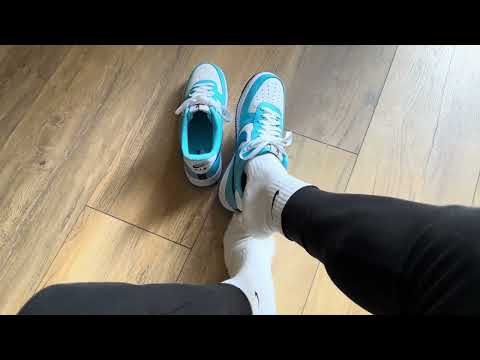 Blue Nike Air Force 1 sneakers with White Nike socks over leggings sporty outfit