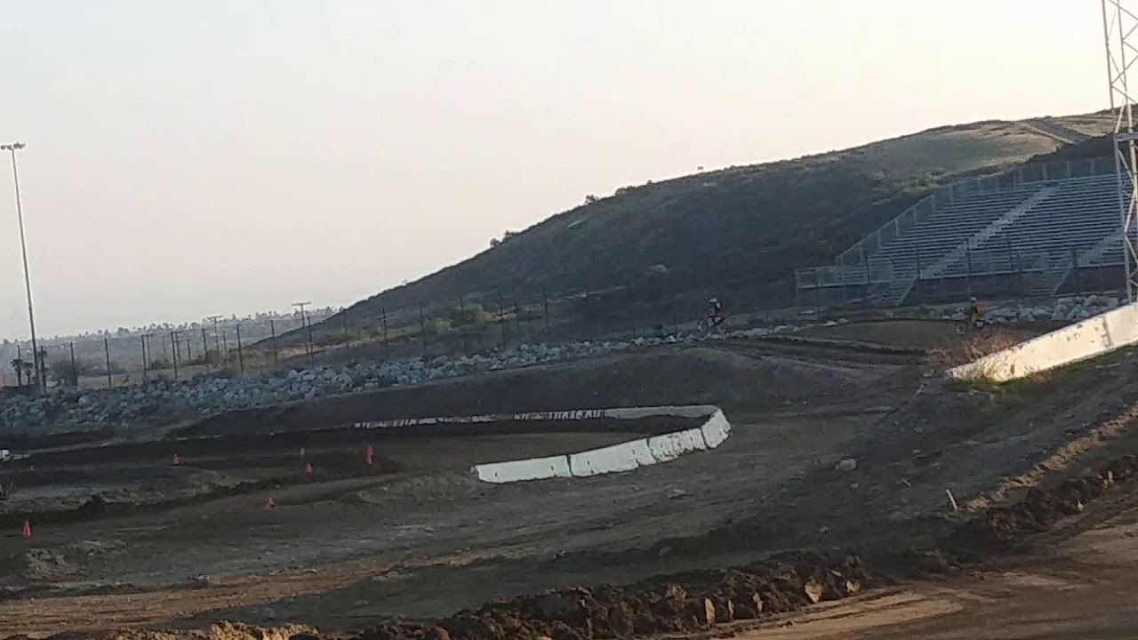 TY Scrambles Racing with Rod Lake. - YouTube